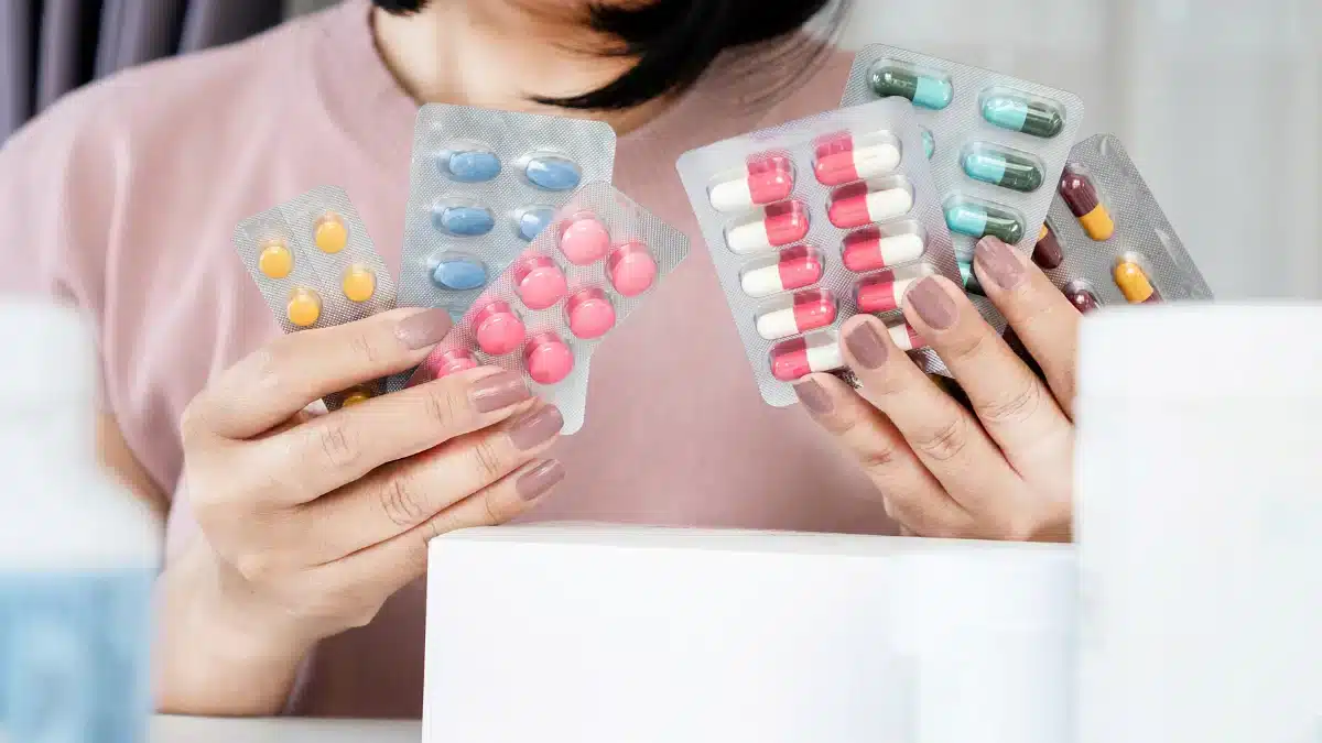 Azithromycin vs Amoxicillin: Which Antibiotic is Right for You?